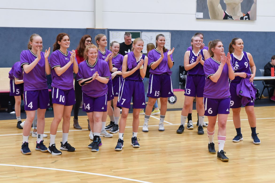 Derbysieg der 1.Damen bei den Telekom Baskets Bonn